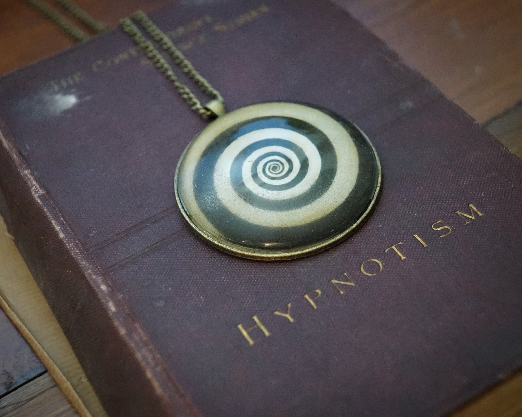 Hypnotic Spiral Pendulum Necklace – Shawcross Yard